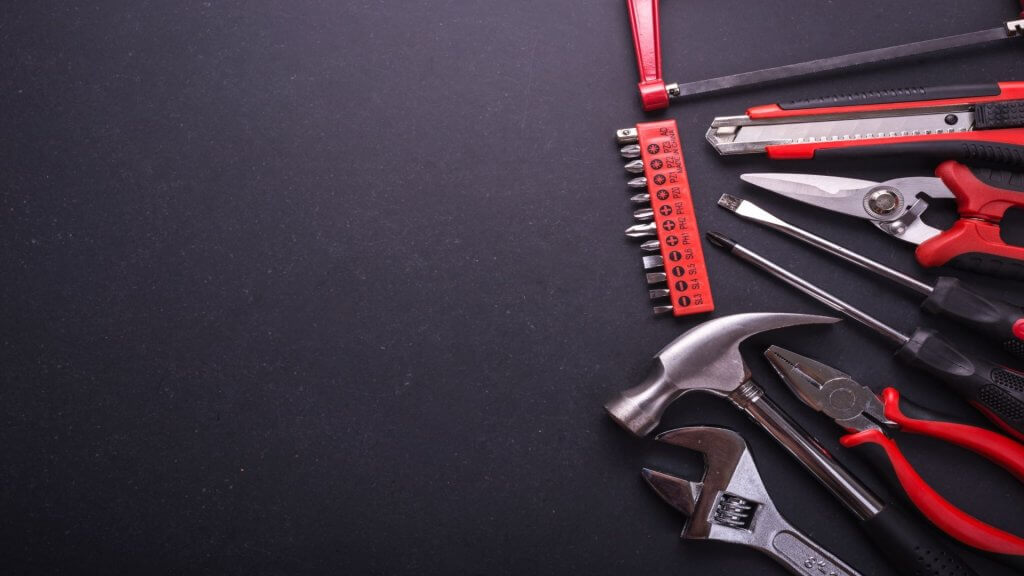 What To Include In Your Tradesman Kit - BUILD Magazine