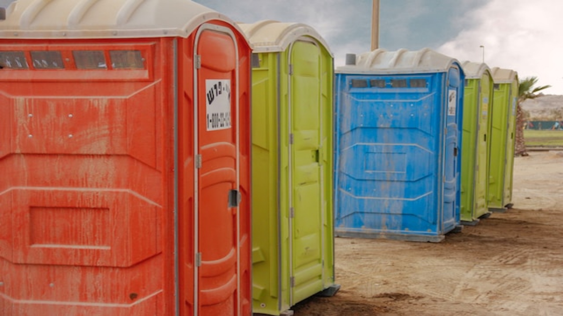 The Importance of Portable Toilets for a Construction Site - BUILD Magazine