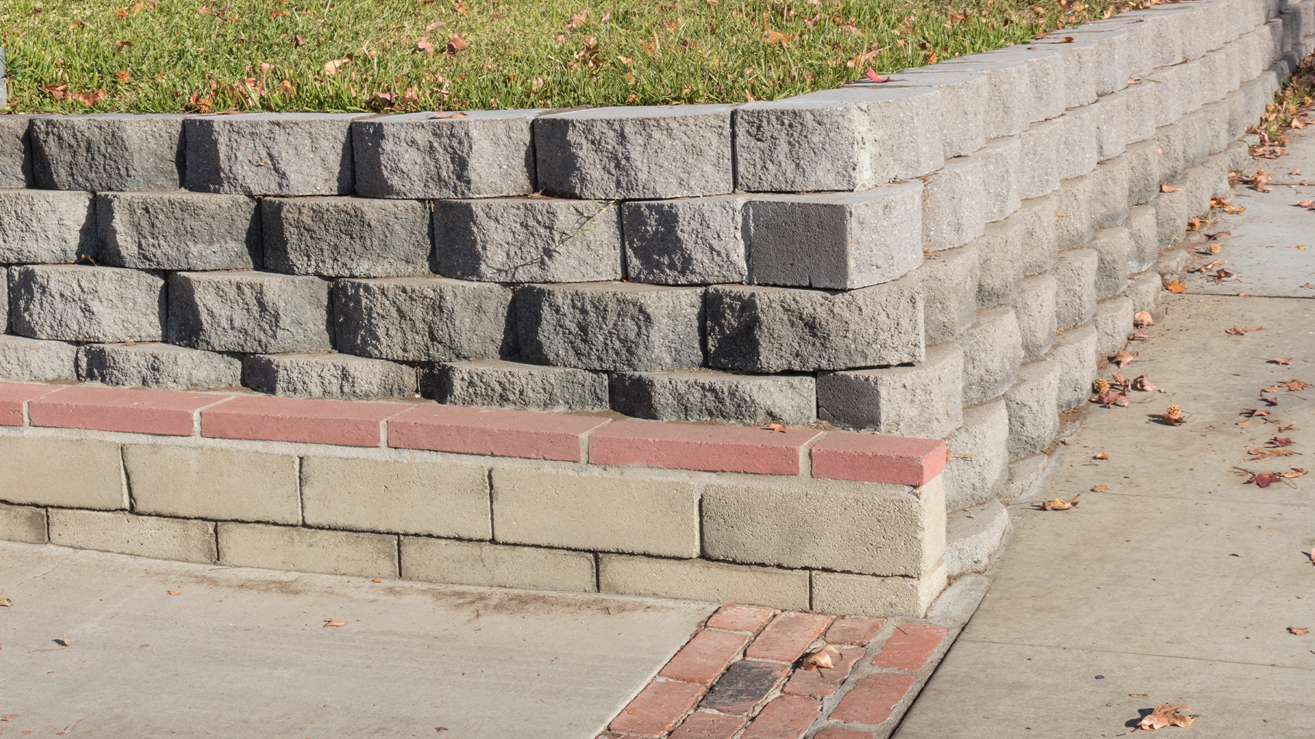 Innovative Ways to Build Eco-Friendly Retaining Walls for Residential ...