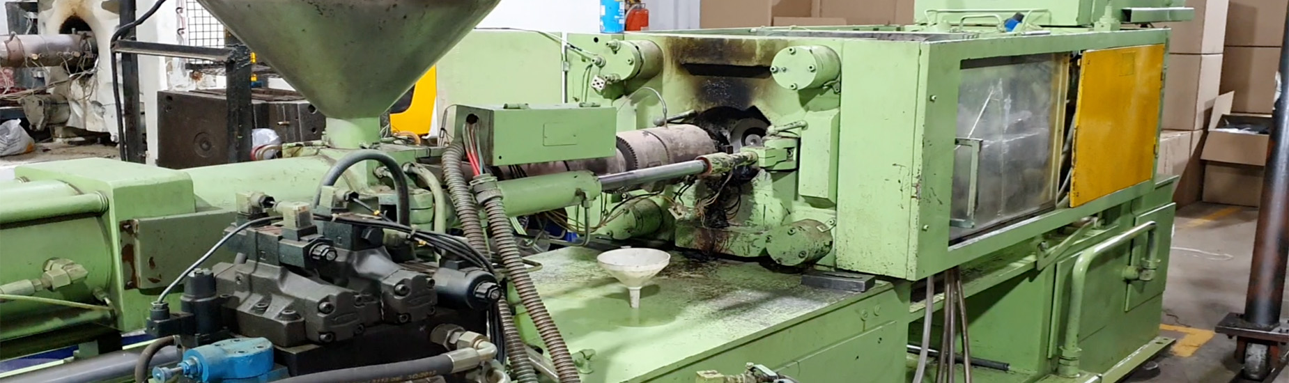 What are the Steps and Considerations in the Injection Moulding Process ...